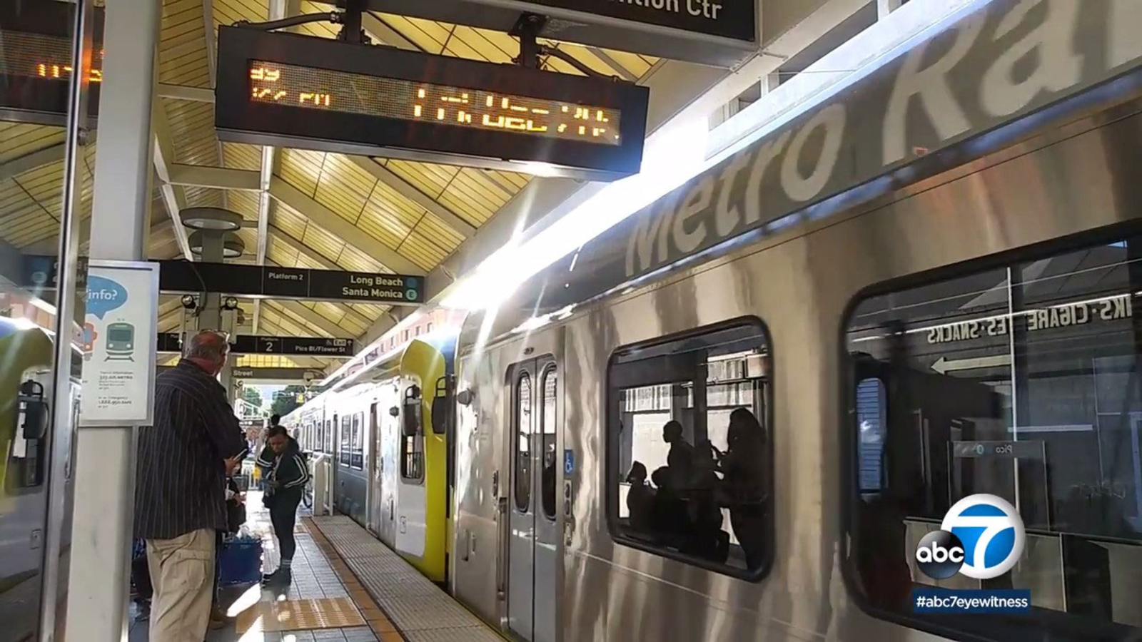 Some Metro Blue Line stations to close in 2019 for $1.2B rehab project ...