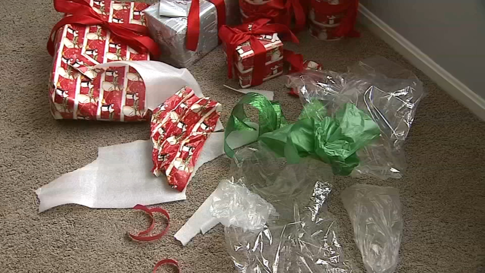 Safety hazards to be aware of when taking down your holiday decorations ...