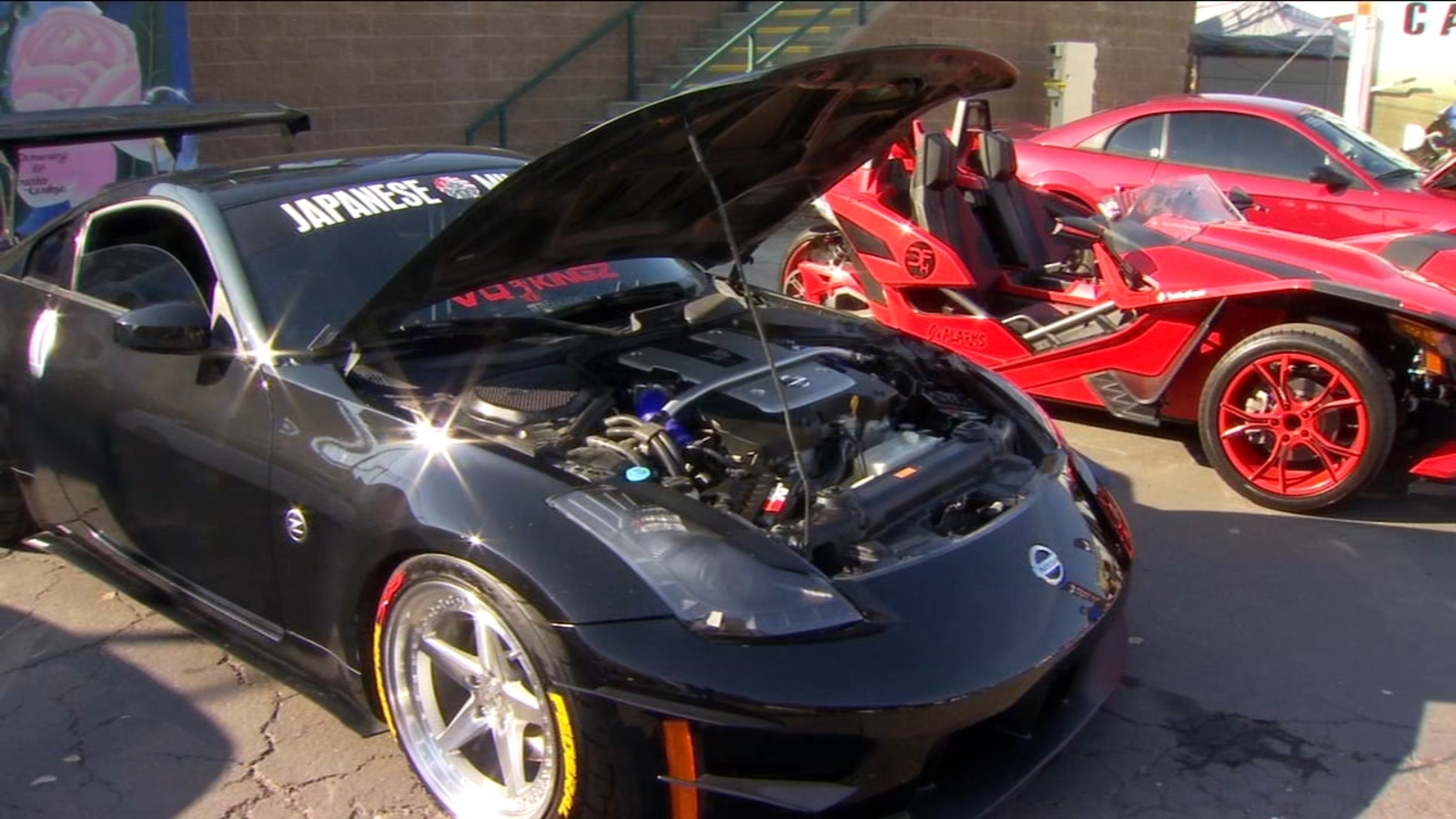 Many come out for car showdown to celebrate Hmong New Year - ABC30 Fresno