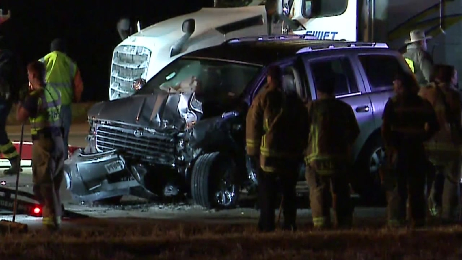 Fog blamed for massive pileup of 20 to 30 vehicles near Austin - ABC13 ...