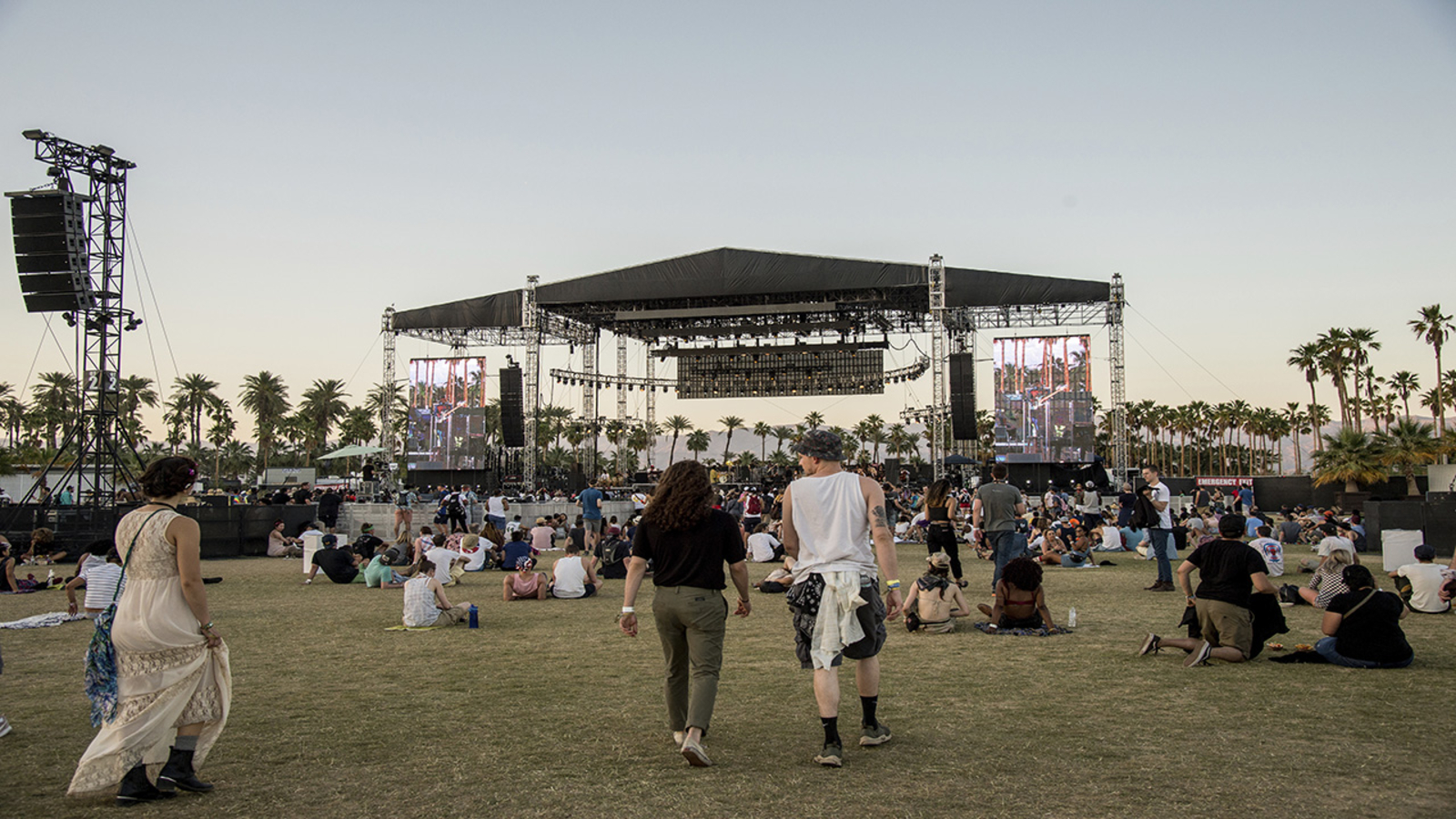Coachella releases performance line-up feat: Ariana Grande, Childish ...