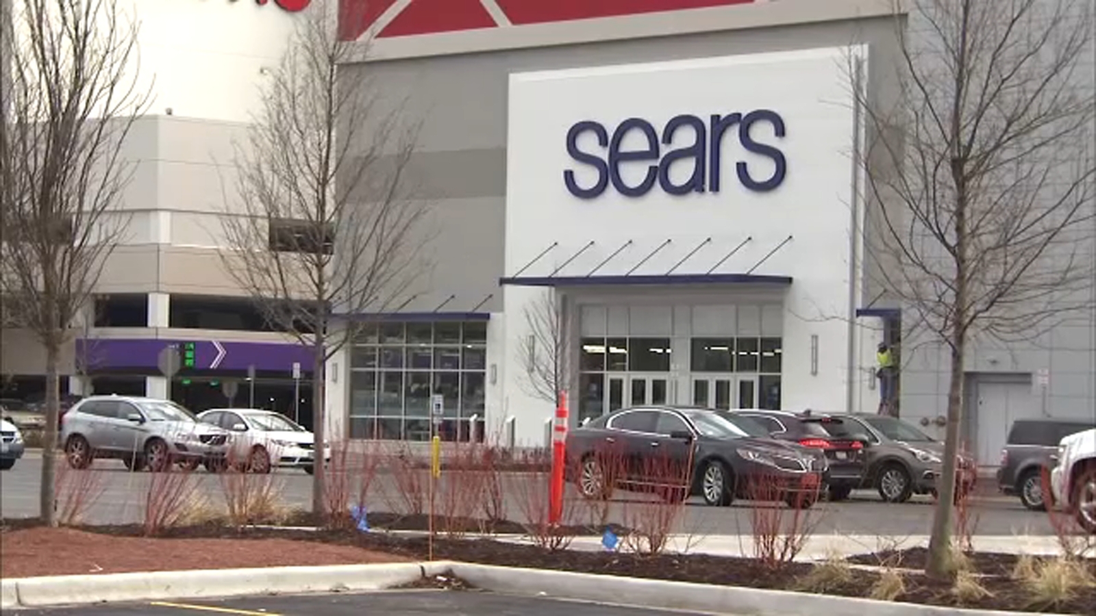 Report: Sears reaches 11th-hour deal to stay in business - ABC30 Fresno