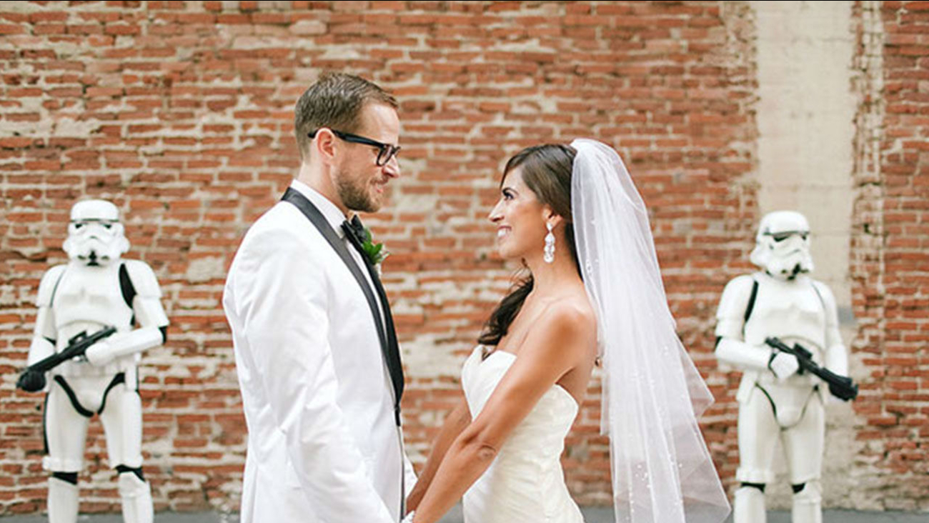 Couple Organizes Incredible Star Wars Themed Wedding Abc13 Houston