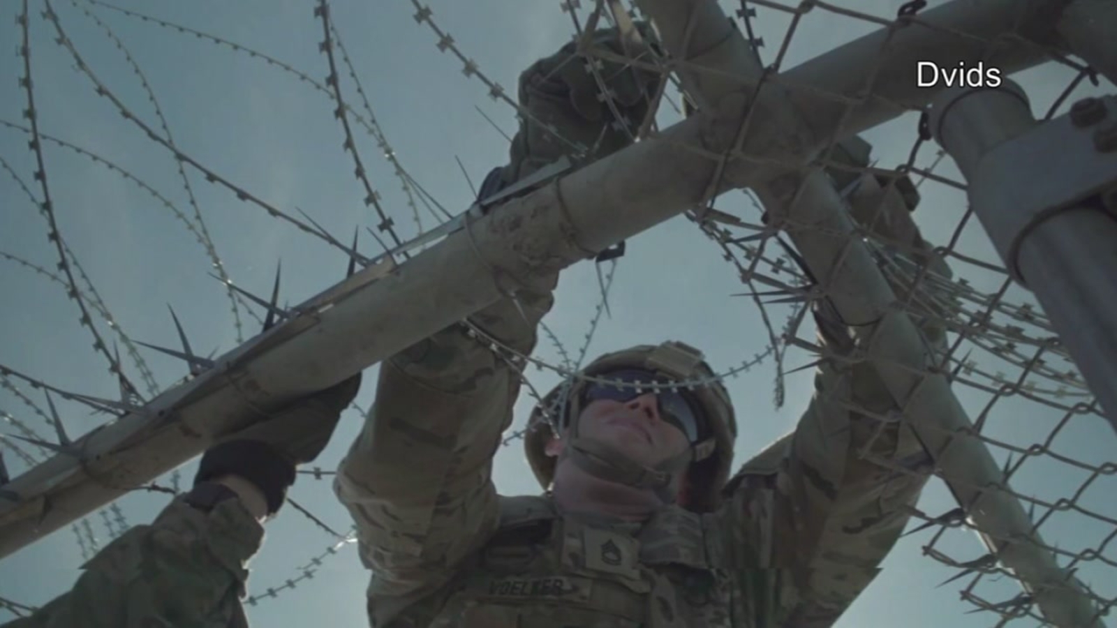 Hundreds of Fort Bragg troops to be deployed to US-Mexico border ...