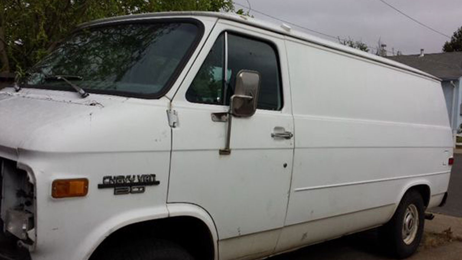 Driver Sought In Hit And Run That Killed 79 Year Old Man In Long Beach
