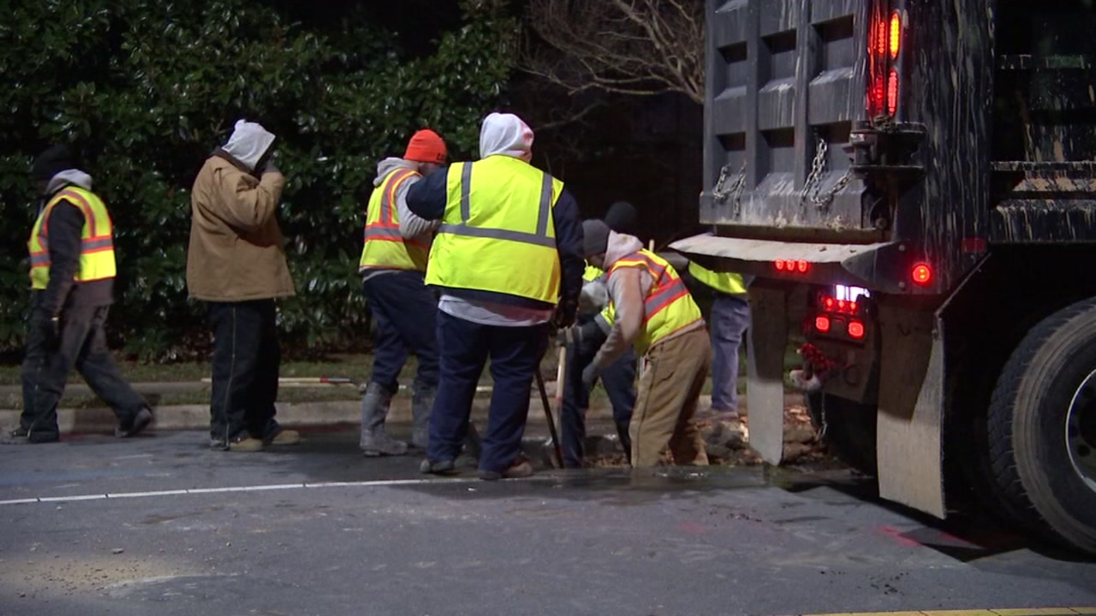 Officials believe 'pressure fluctuation' causes 5 water main breaks in ...