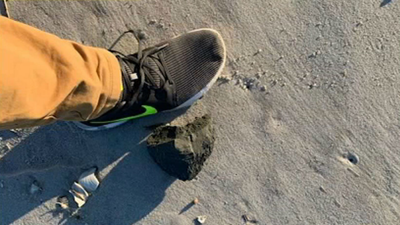 Discovery of 'tar balls' on Long Beach, Long Island, beach prompts ...