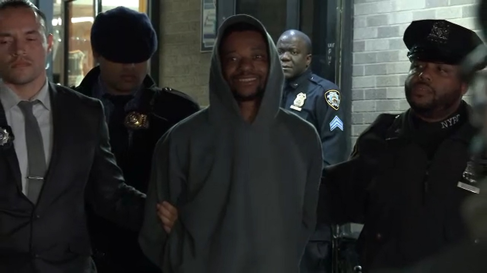 Suspect arrested in subway sexual assault attempted to rape second ...