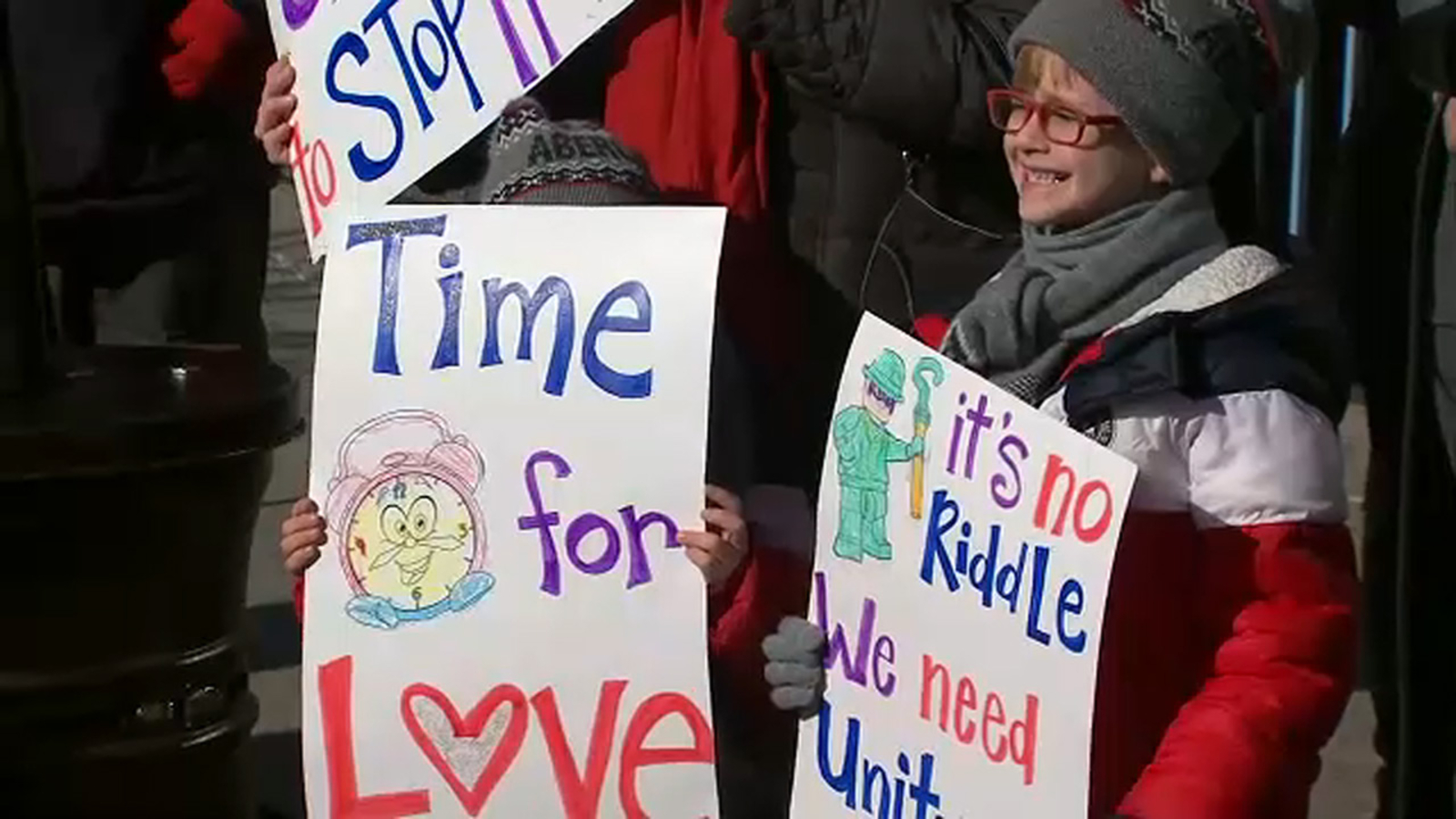 Rally held for victims of hammer attack at Brooklyn restaurant - ABC7 ...