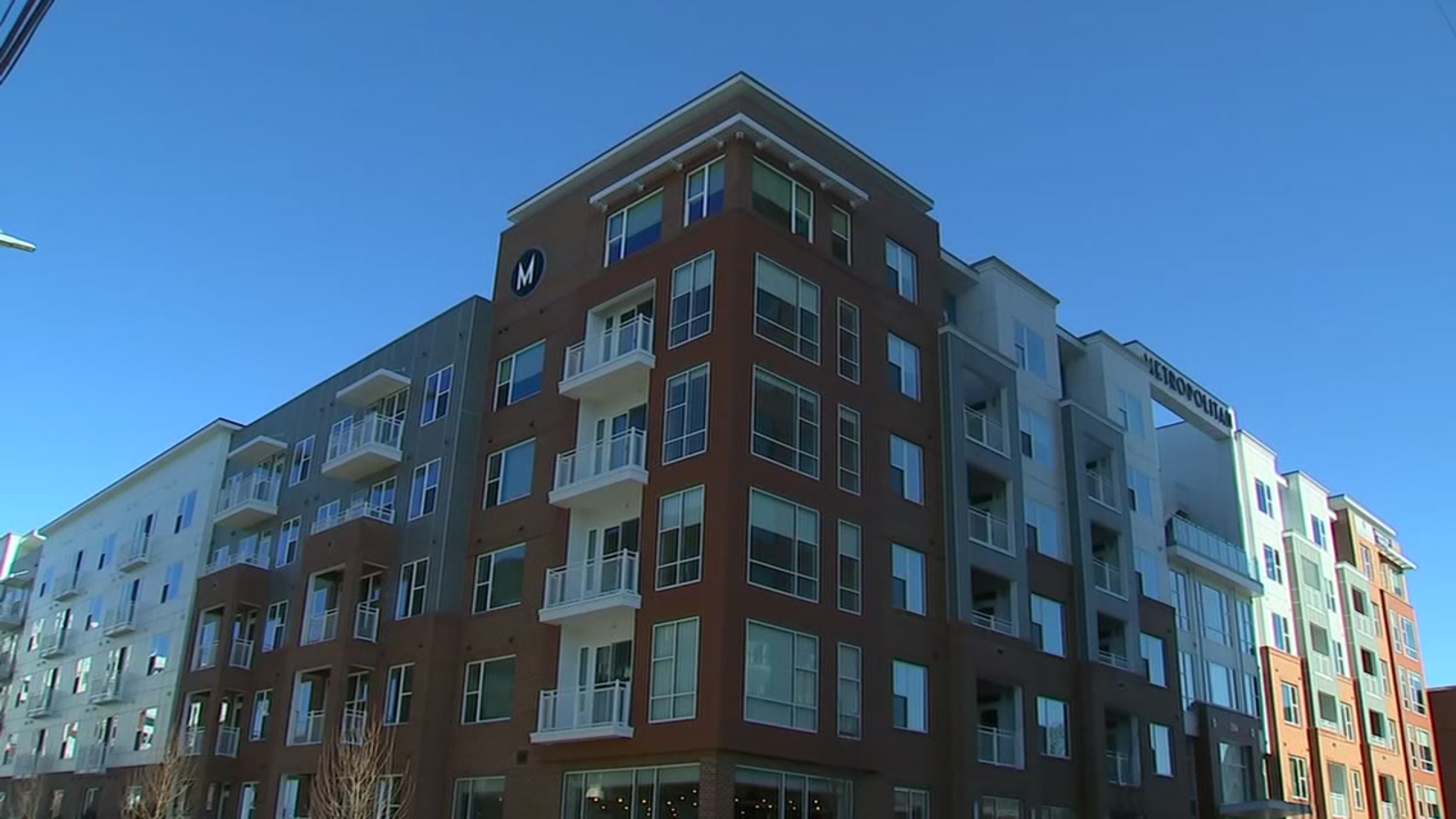 Residents finally moving into apartments destroyed by 2017 downtown ...