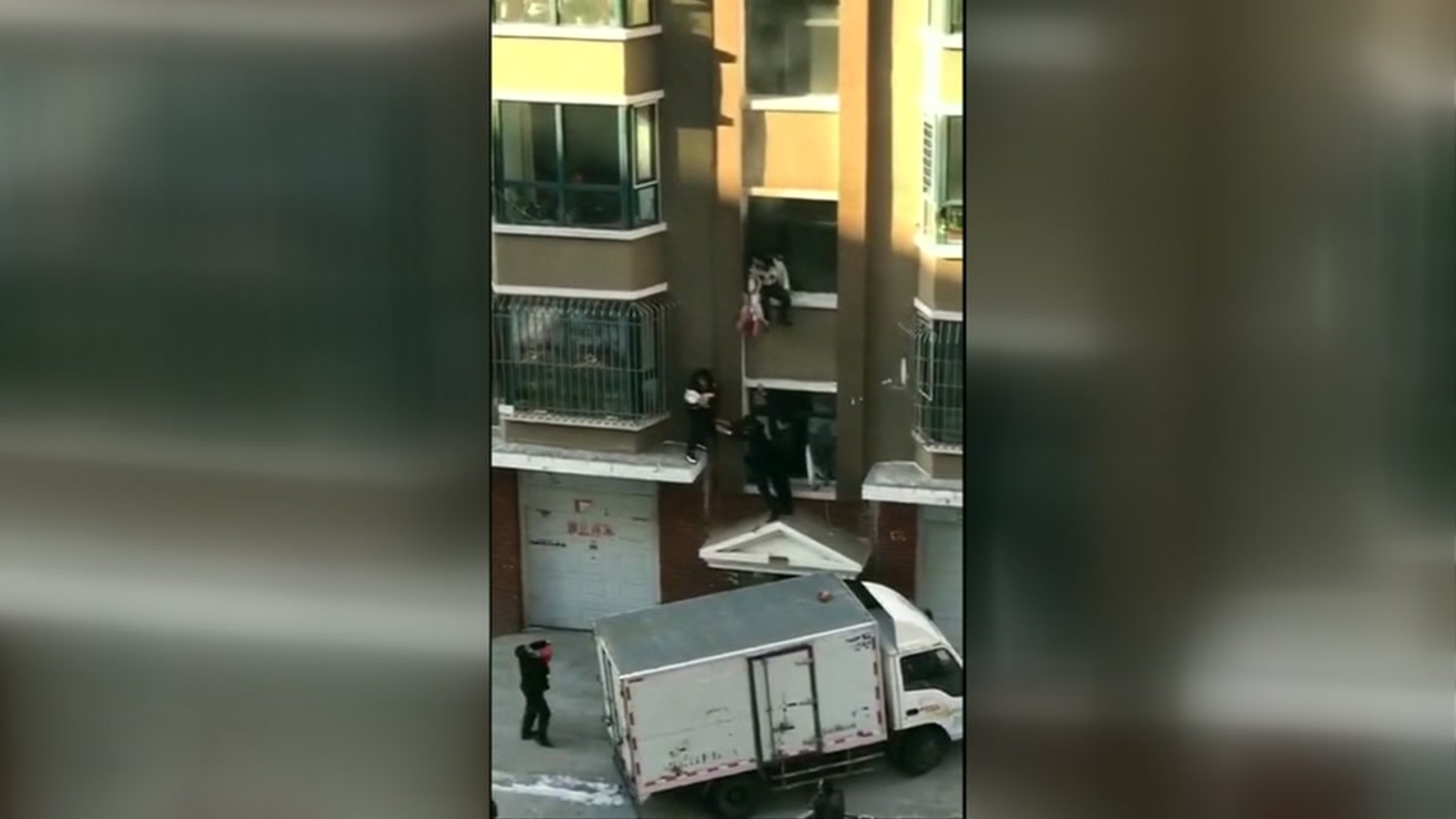 Milkman hailed hero for saving 4-month-old during building fire - ABC13 ...