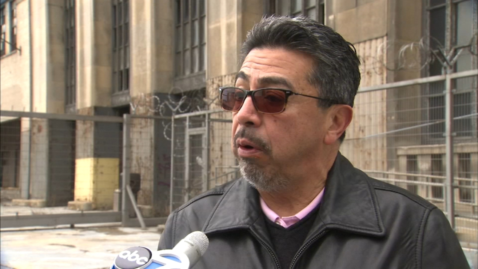 Ald. Danny Solis resigns as chairman of City Council Zoning Committee ...