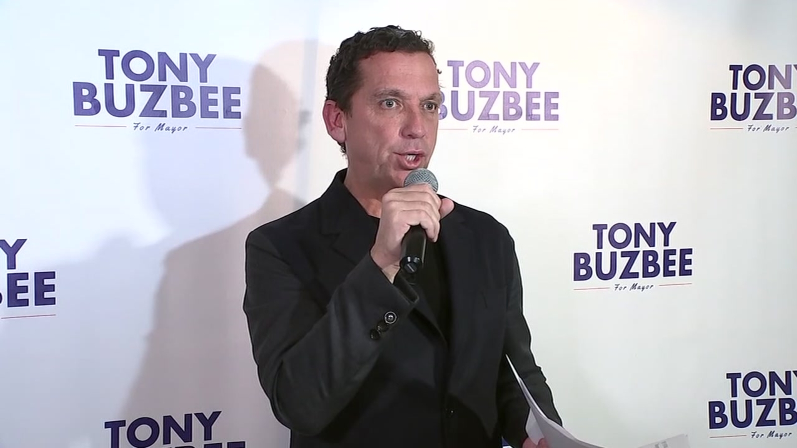 Tony Buzbee holds first official mayoral candidate rally in the Heights ...