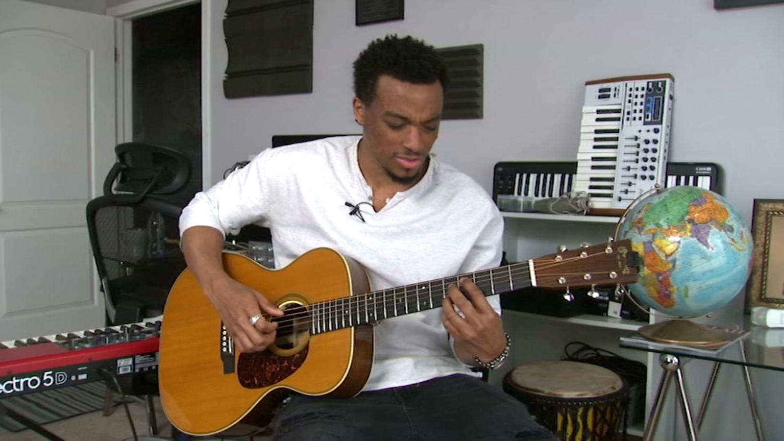 South Side gospel artist Jonathan McReynolds nominated for Grammy ...