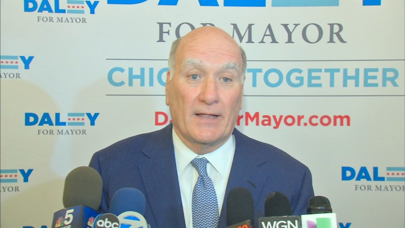 Bill Daley defends $1M donation from Rauner's biggest backer - ABC7 Chicago