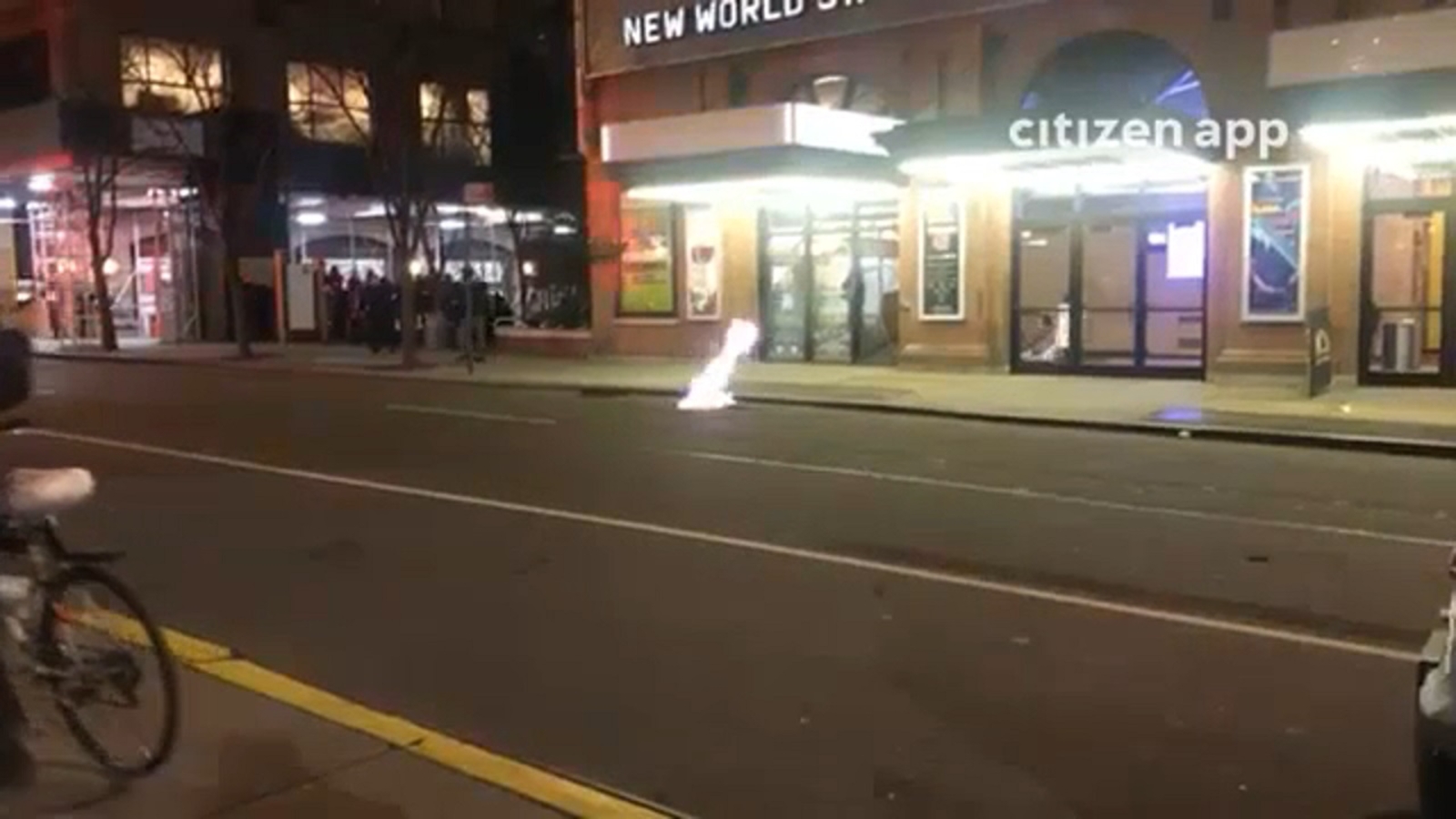 VIDEO: Flames shoot from ground in Midtown manhole explosions in New ...