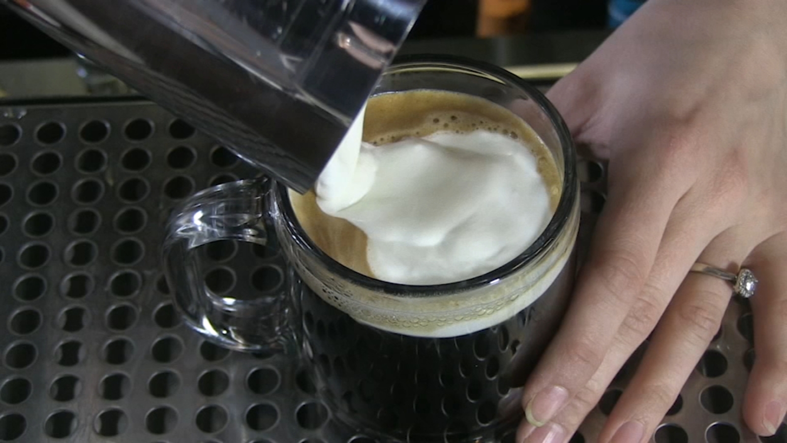 Extra Course: Good Measure Irish Coffee - ABC7 Chicago