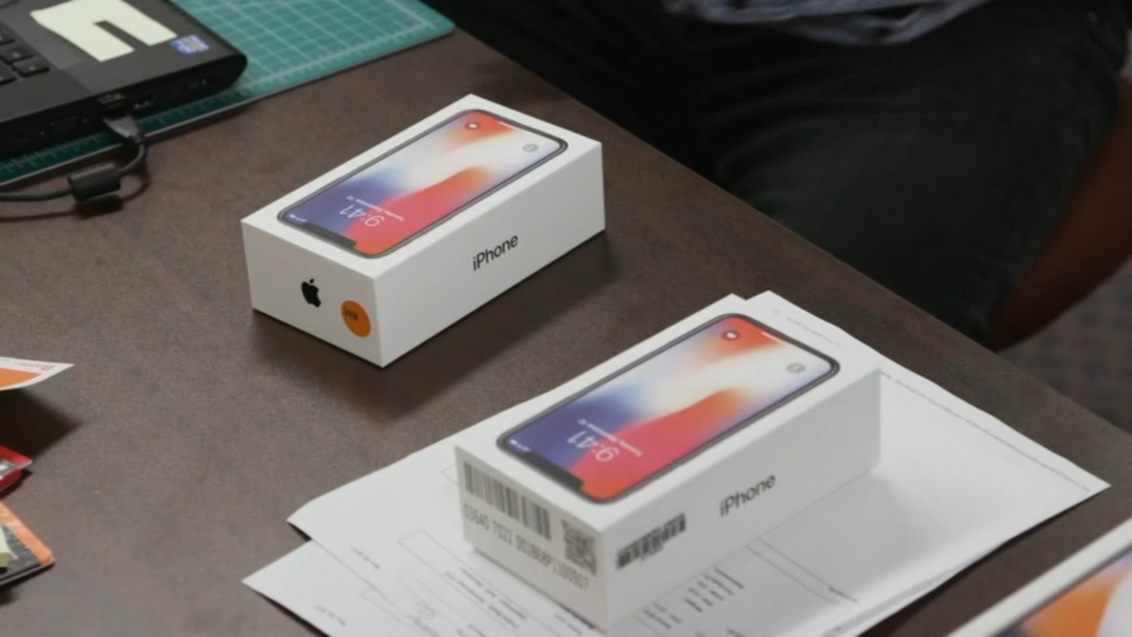 Consumer Reports: New phone sticker shock - ABC7 Chicago