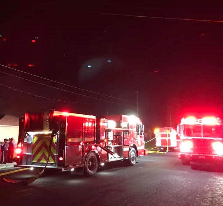 Crews battle residential structure fire in Madera - ABC30 Fresno