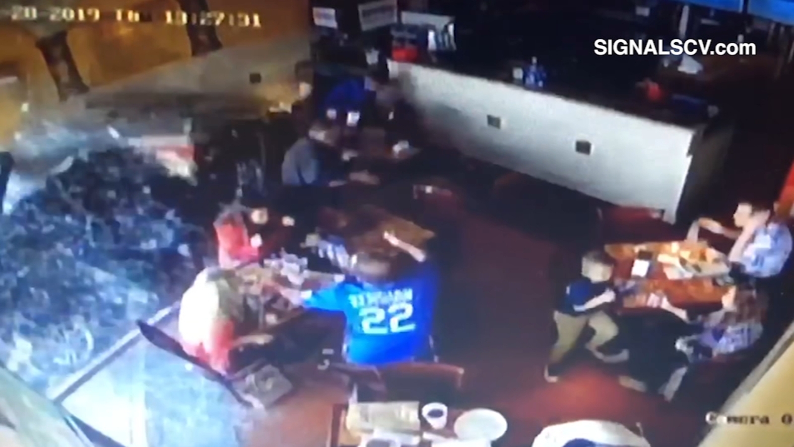 VIDEO: Alleged DUI driver crashes into California restaurant during ...