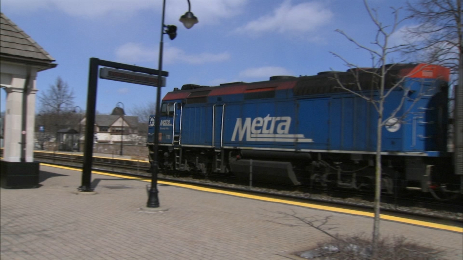 Metra's reverse-commute service offers express trains between Chicago ...