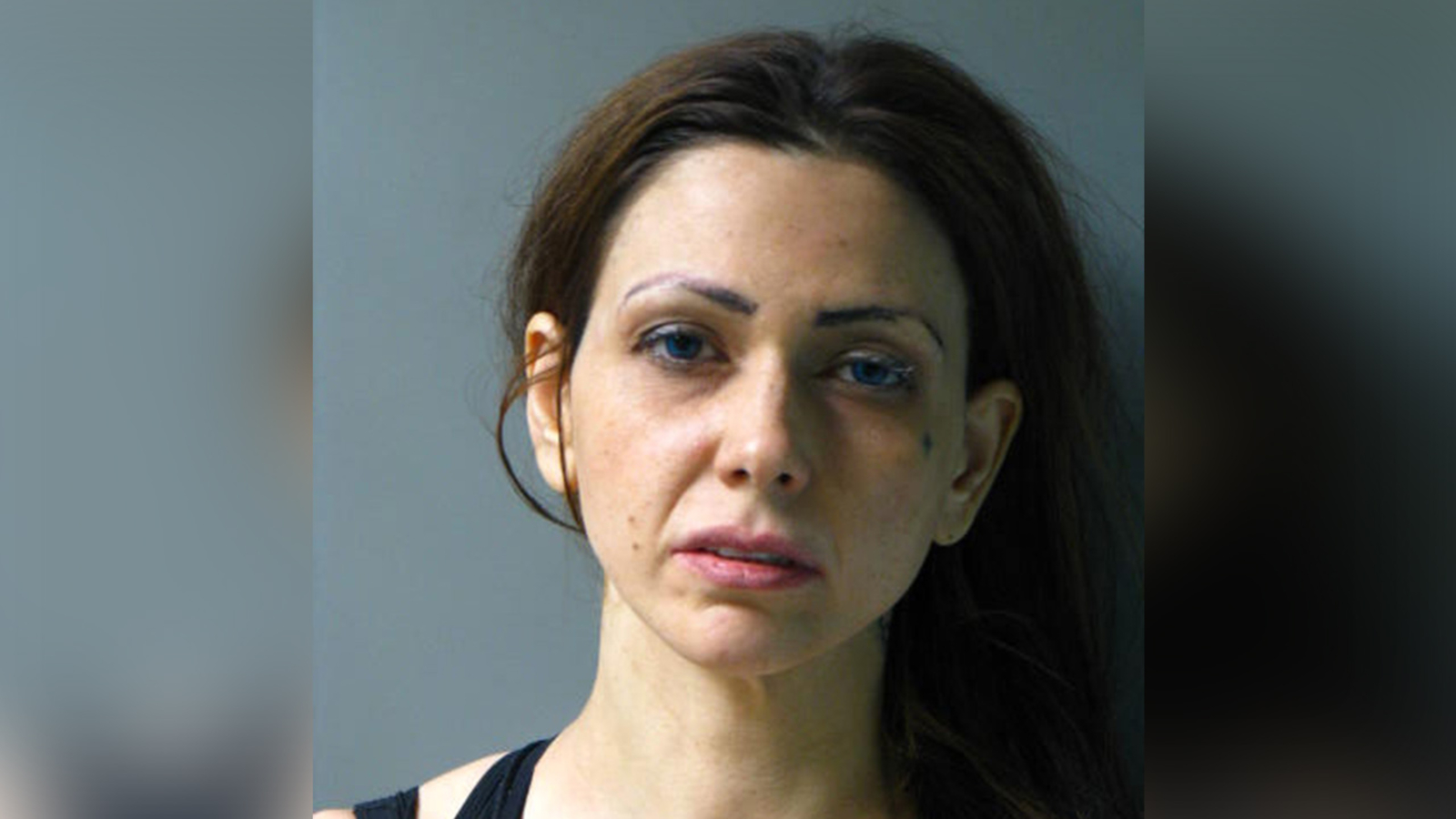 Woman accused of shoplifting allegedly bit security guard on Long ...