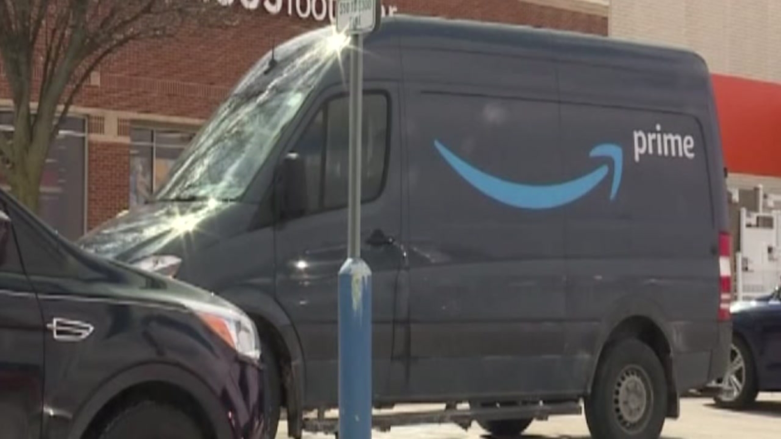 Missouri Amazon driver in critical condition after being shot over ...