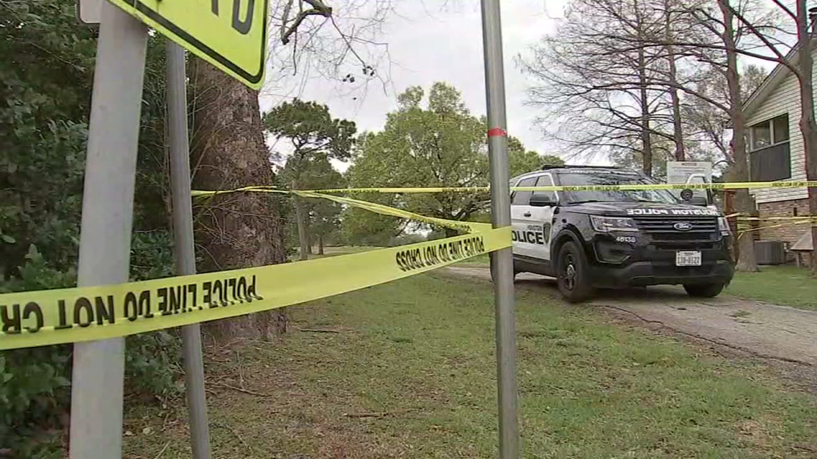 Clear Lake golf course property scene of FBI and police search for ...