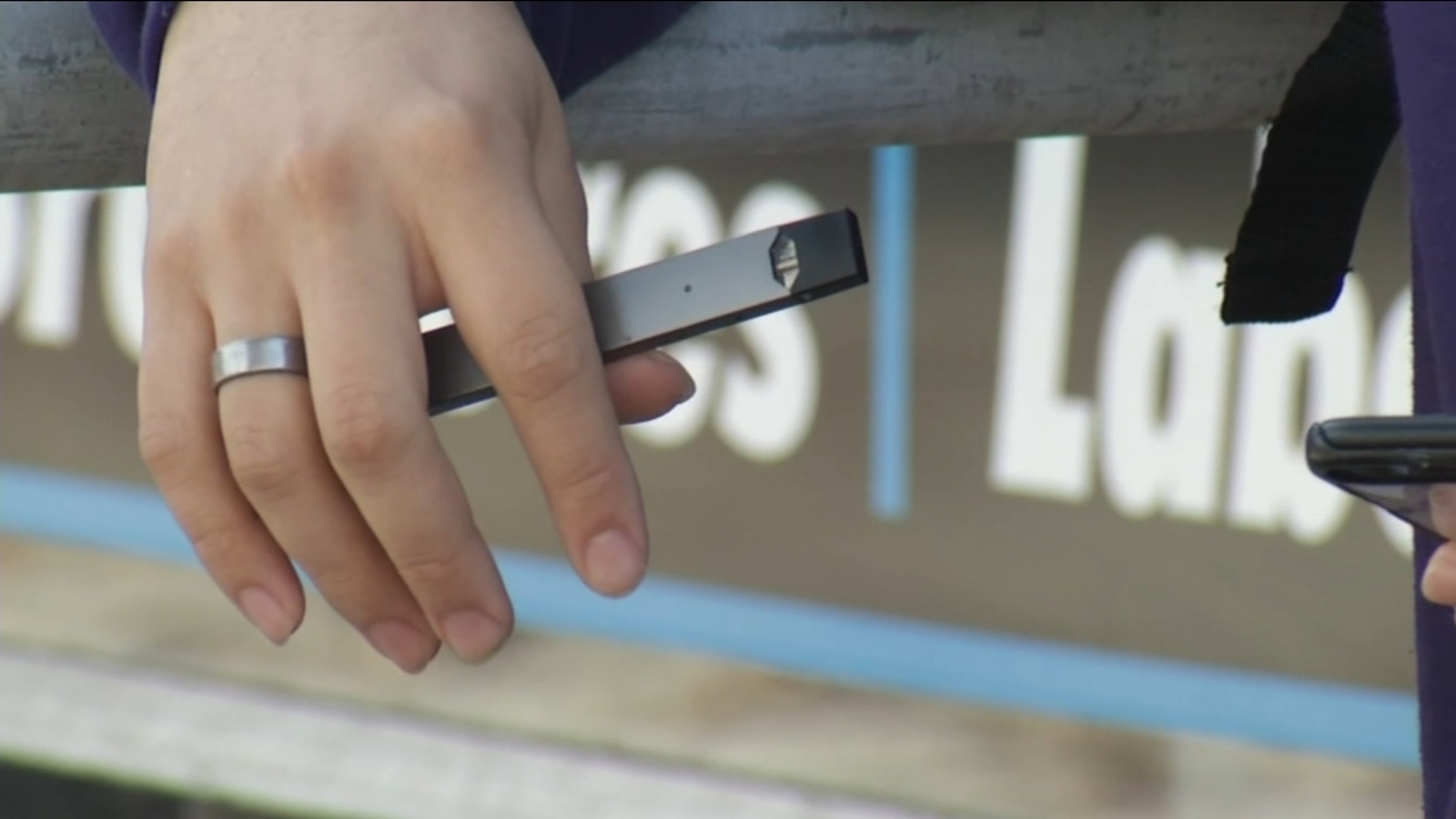 Health Watch: Juuling and teens controversy - ABC30 Fresno