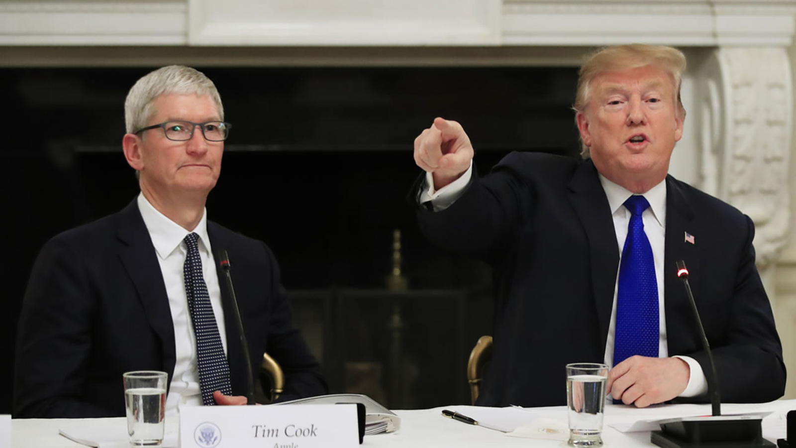 Pres. Trump flubs Apple CEO Tim Cook's name during meeting - ABC7 San ...