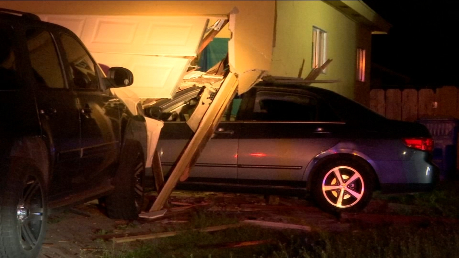 Alleged Beer Thieves Crash Car Into Parlier Home Abc30 Fresno