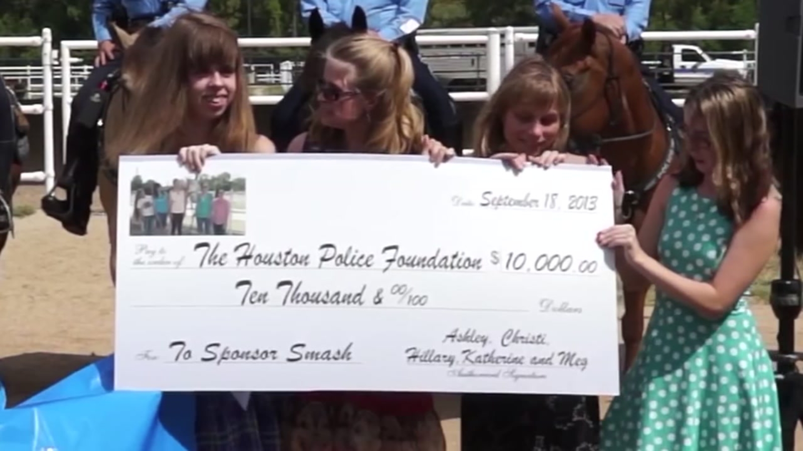 Deaf HPD horse becomes friend to girls with intellectual disabilities ...
