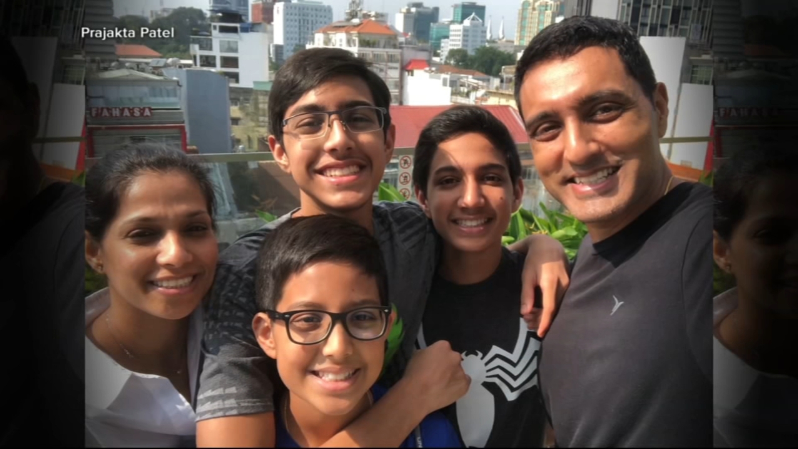 Teens removed from flight due to peanut allergy concerns - ABC7 San ...