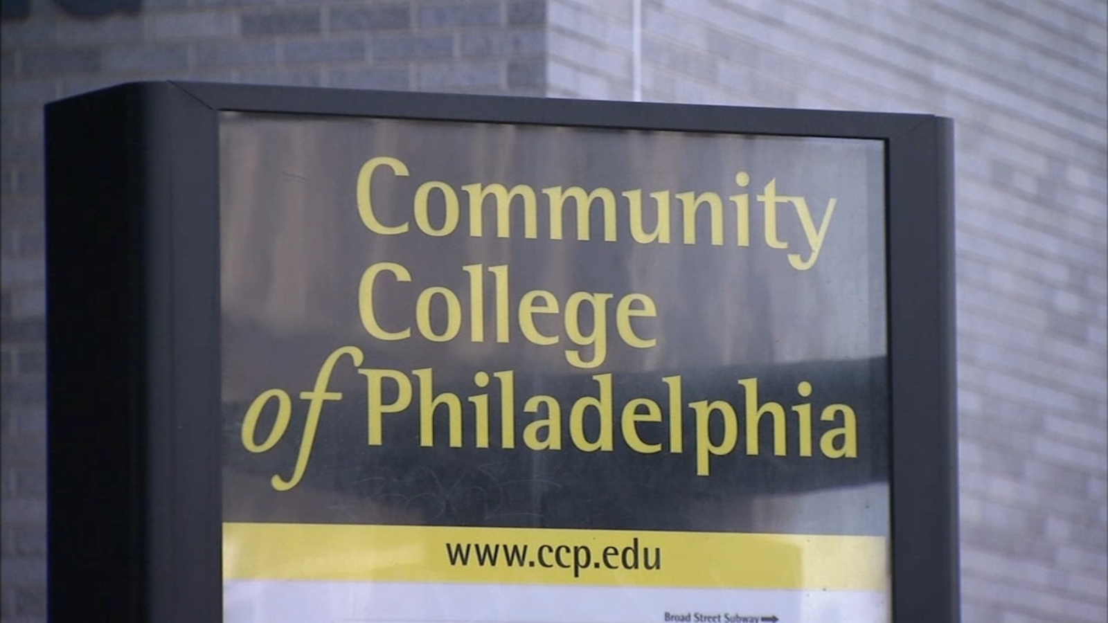 1,200 union faculty members at Community College of Philadelphia vote ...