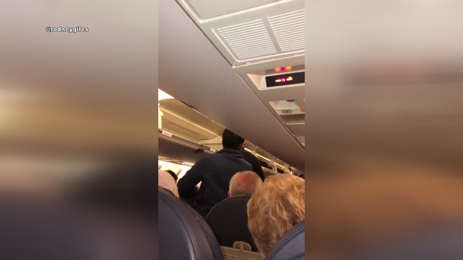 United flight to Houston diverted after cockpit screens went blank mid ...