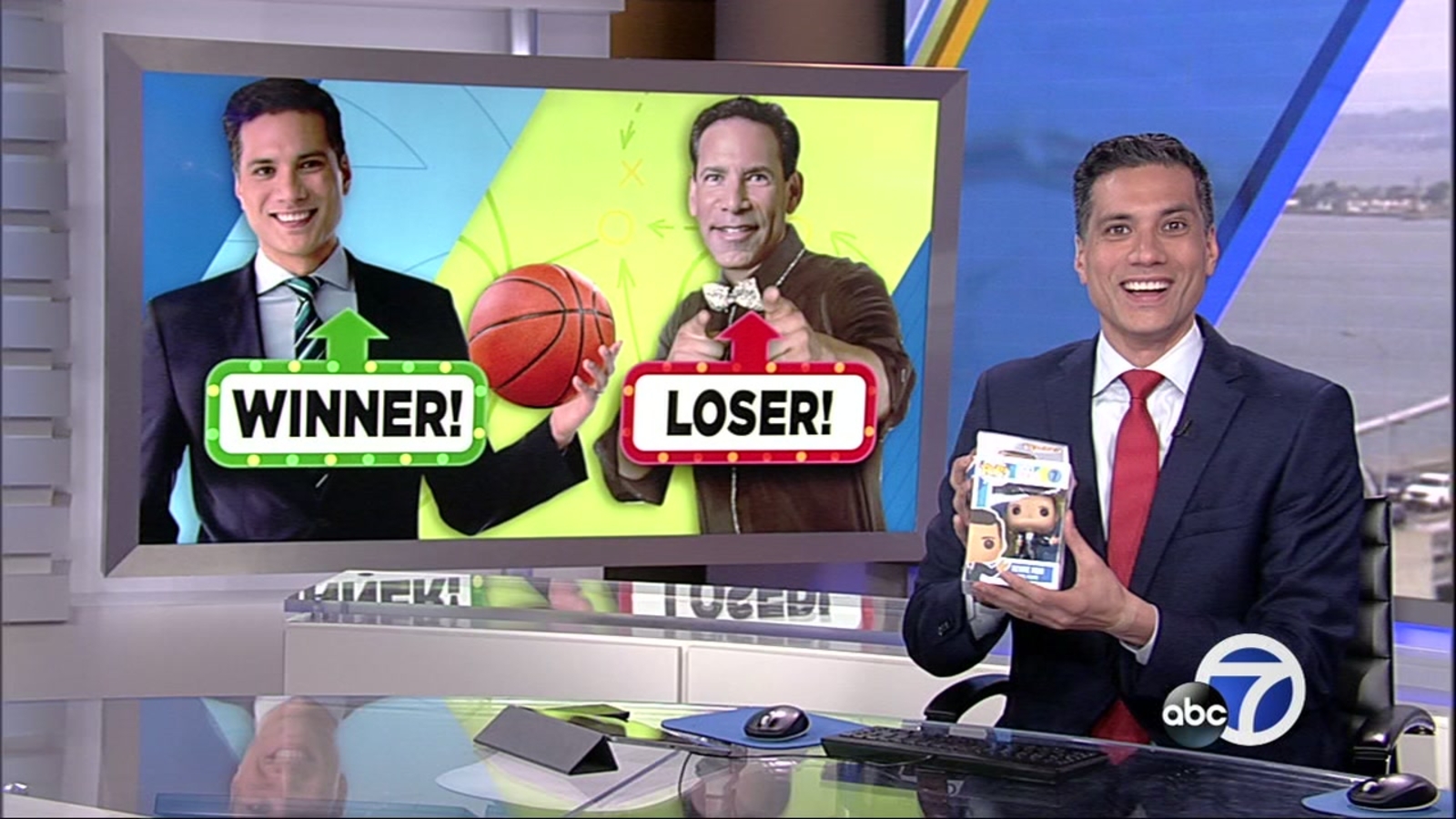 I know sports: Reggie beats Larry Beil in March Madness bracket ...