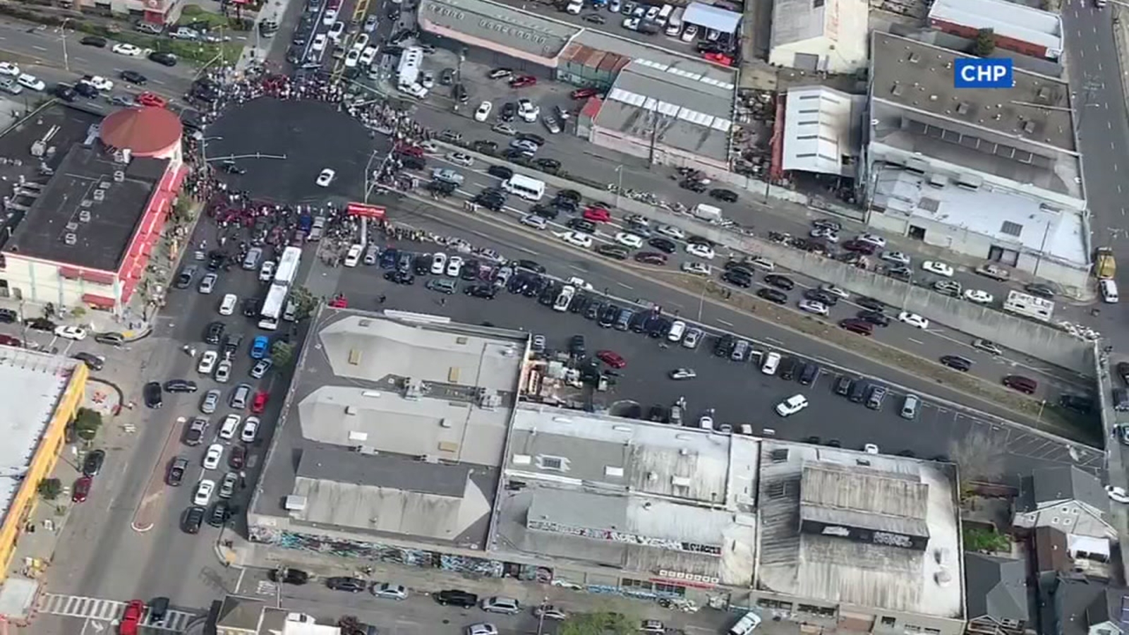 CHP video gives bird's-eye view of illegal sideshow in Oakland - ABC7 ...