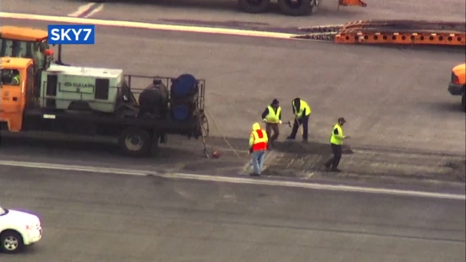 Pothole shut down SFO runways for 8 hours, causing series of flight ...