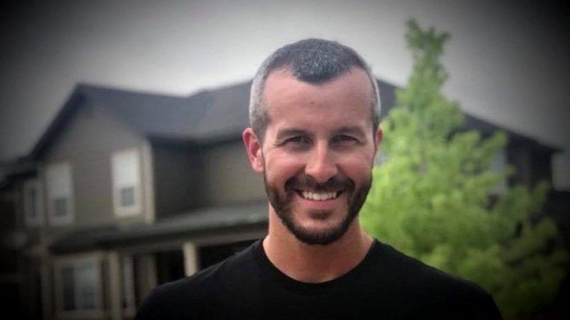 Chris Watts update: Convicted murderer has photos of wife, daughter in ...