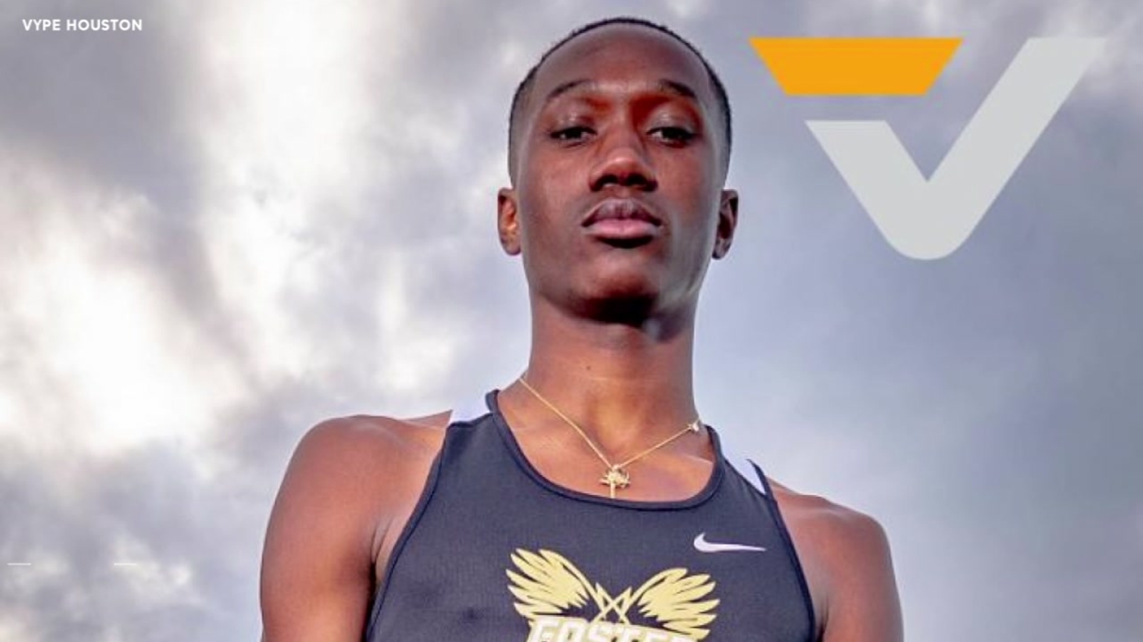 Collin Williams of Foster HS making football to track transition ...