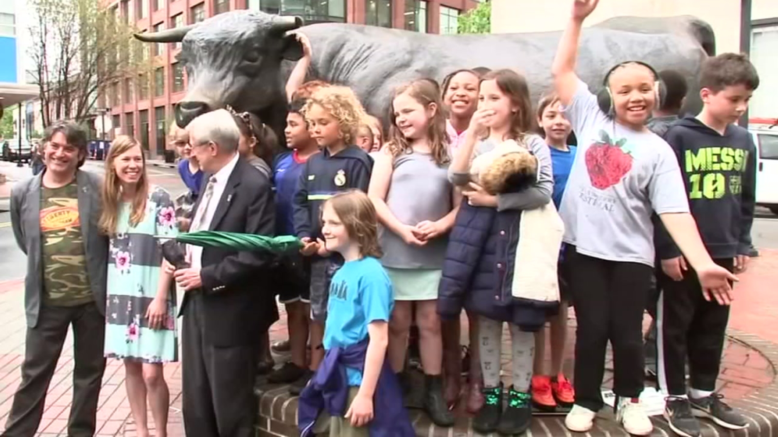 Major the Bull receives upgrades in honor of Durham's 150th anniversary ...