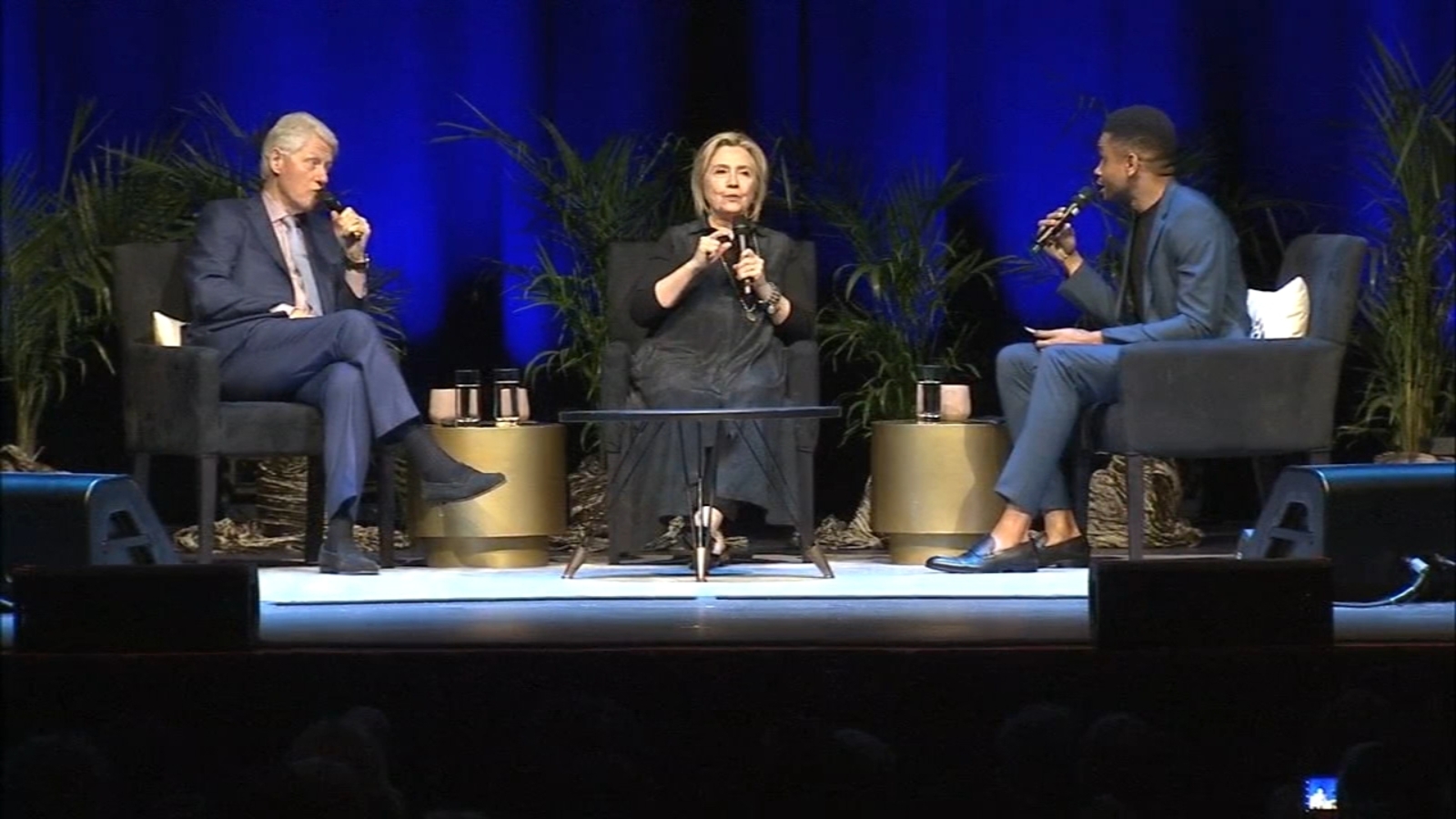 Bill and Hillary Clinton speak at The Met - 6abc Philadelphia