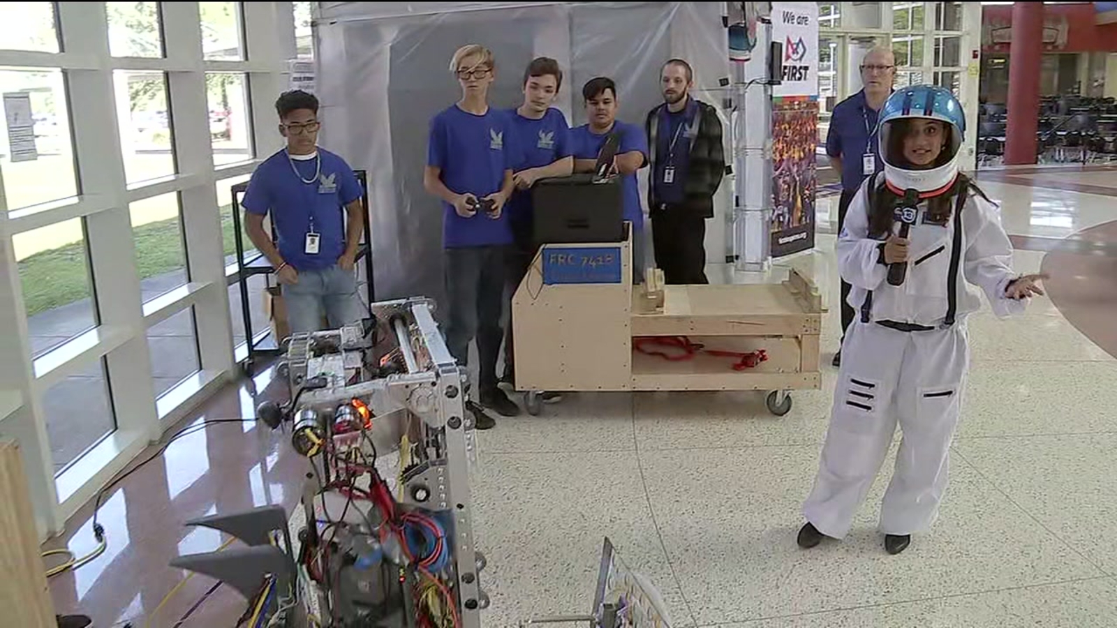 Channelview HS robotics team preps students for STEM jobs - ABC13 Houston