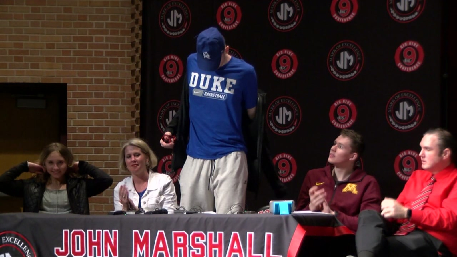 5-star forward Hurt commits to Duke - ABC11 Raleigh-Durham