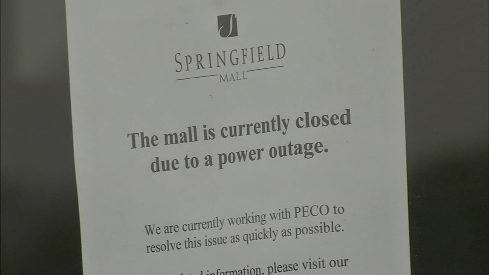 No power: Springfield Mall left in the dark by power outage - 6abc ...