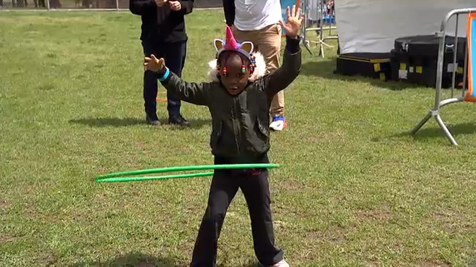 BLAST FROM THE PAST: Retro street games party held in East Harlem ...
