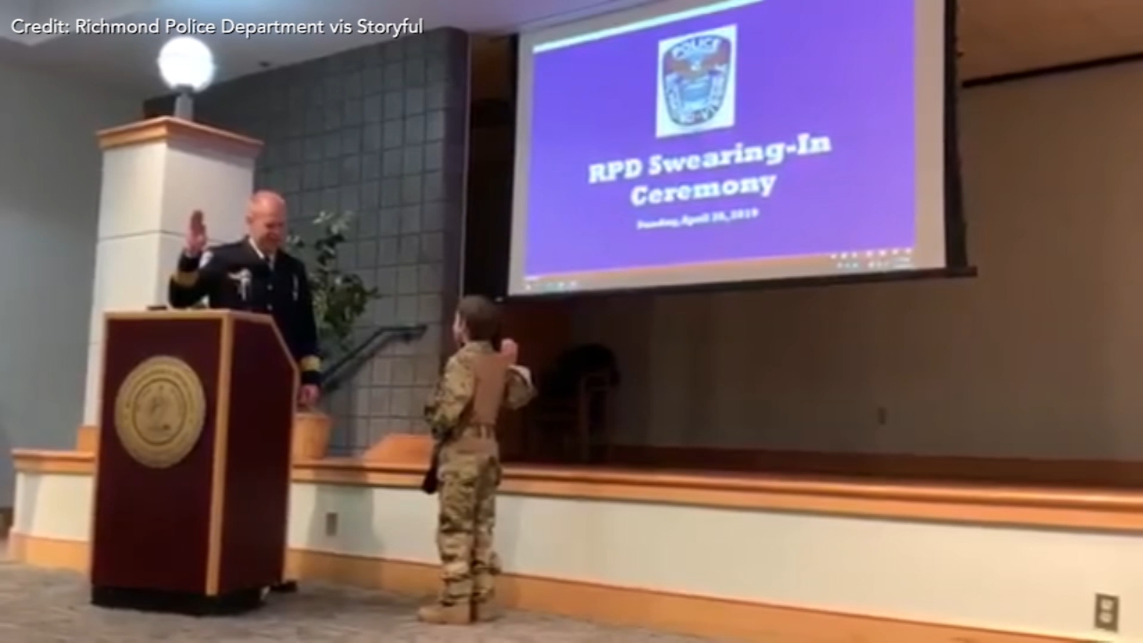 9-year-old sworn in as member of Richmond, Virginia SWAT team for a day ...