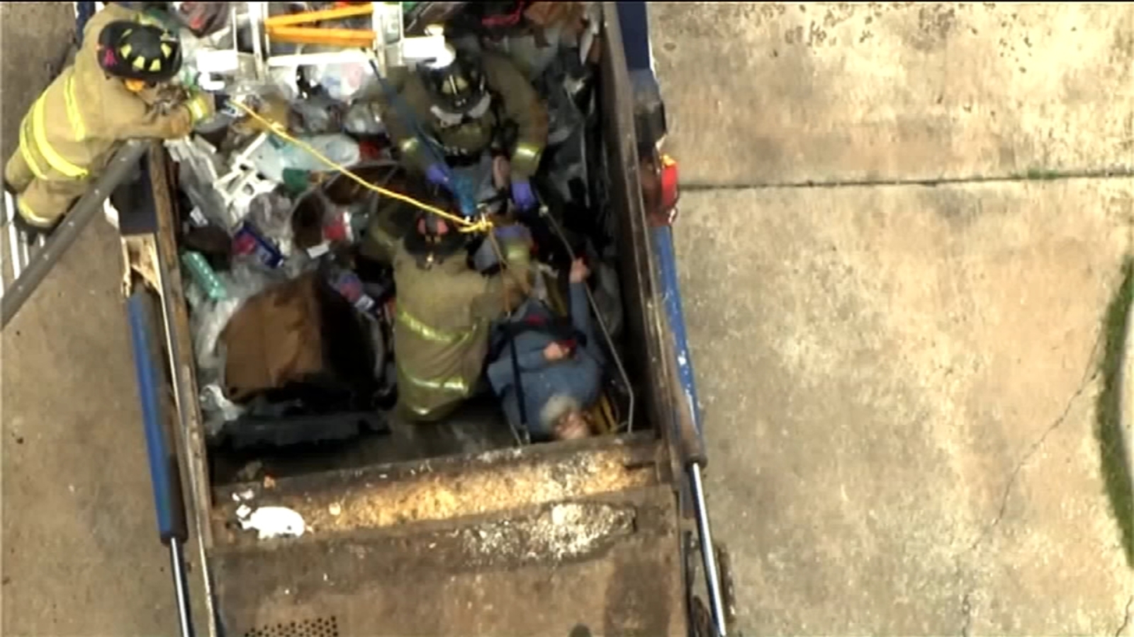Man stuck in garbage truck rescued in Oklahoma City - 6abc Philadelphia