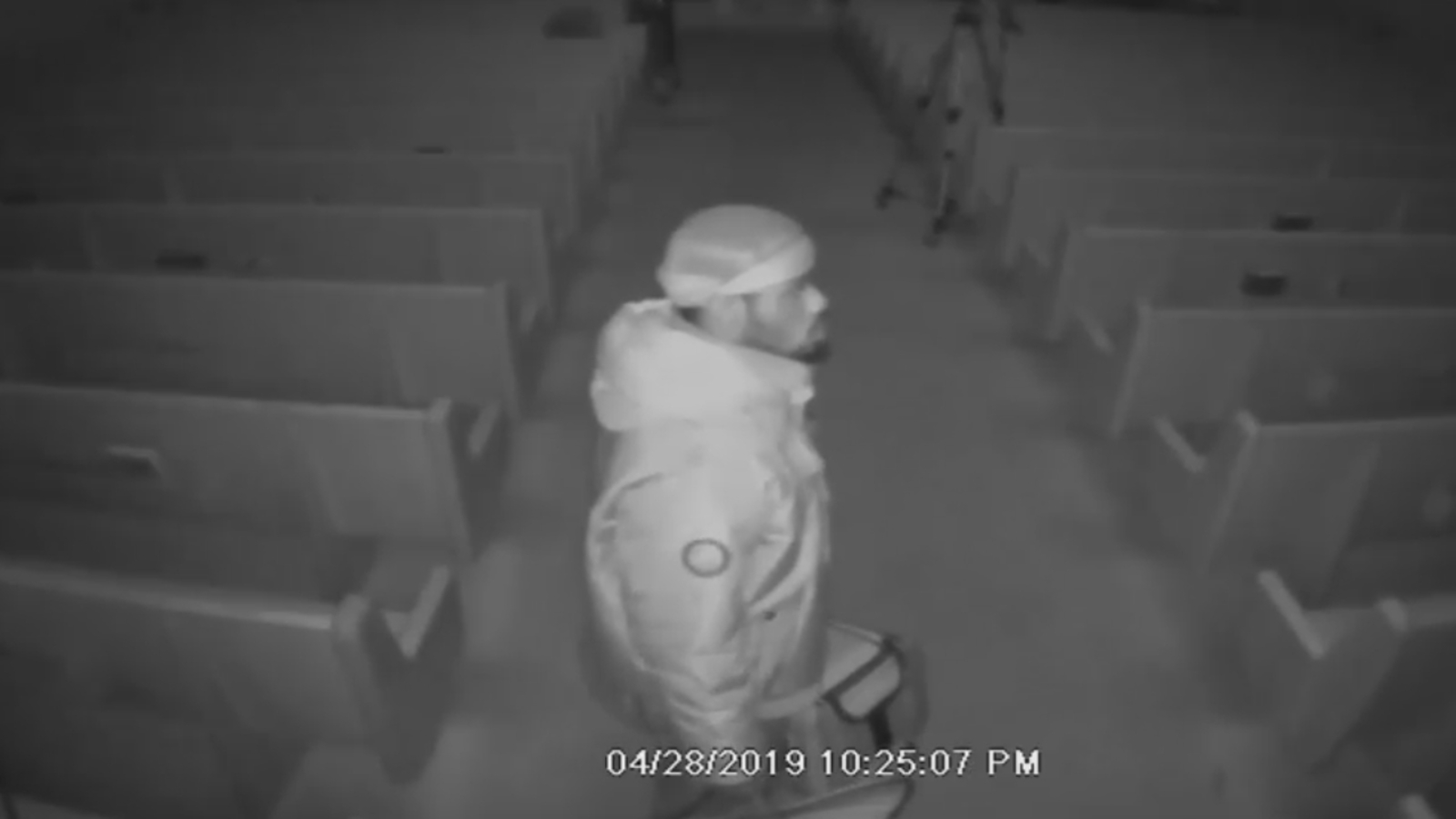 Pastor: Man steals $35,000 worth of camera equipment from Bronx church ...