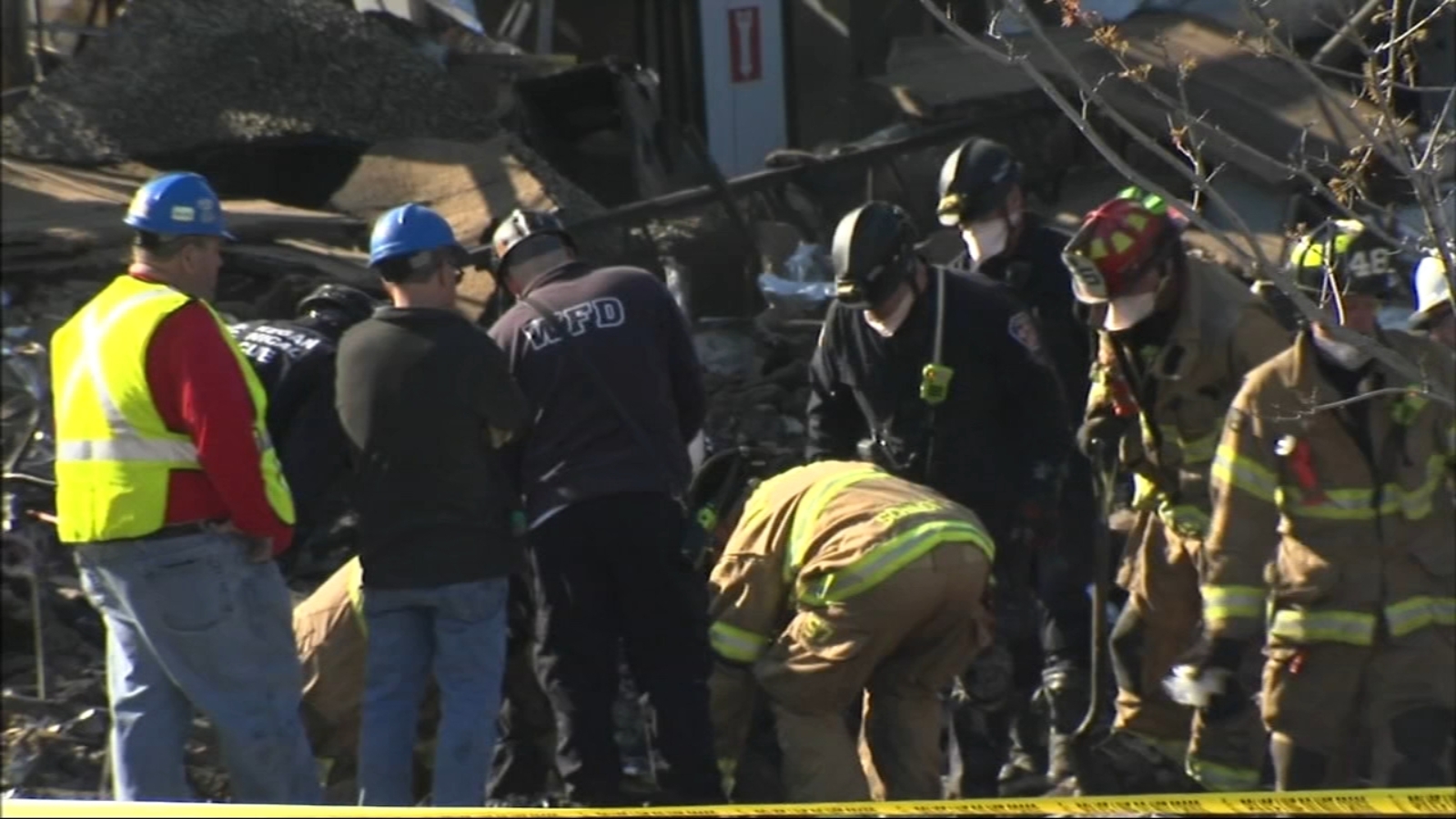 2 dead, 2 missing after Waukegan AB Specialty Silicones industrial ...